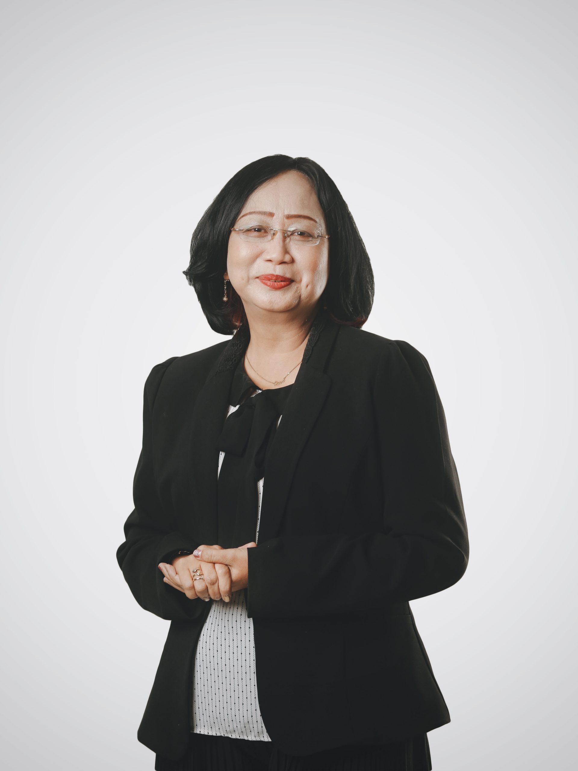 Rini Setiawati - Gaharu